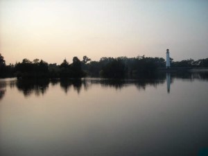 Linoma Beach and its Lighthouse – Omaha Exploration