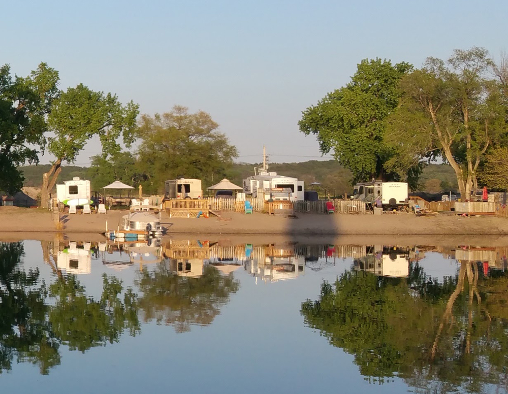 Linoma Beach and its Lighthouse – Omaha Exploration