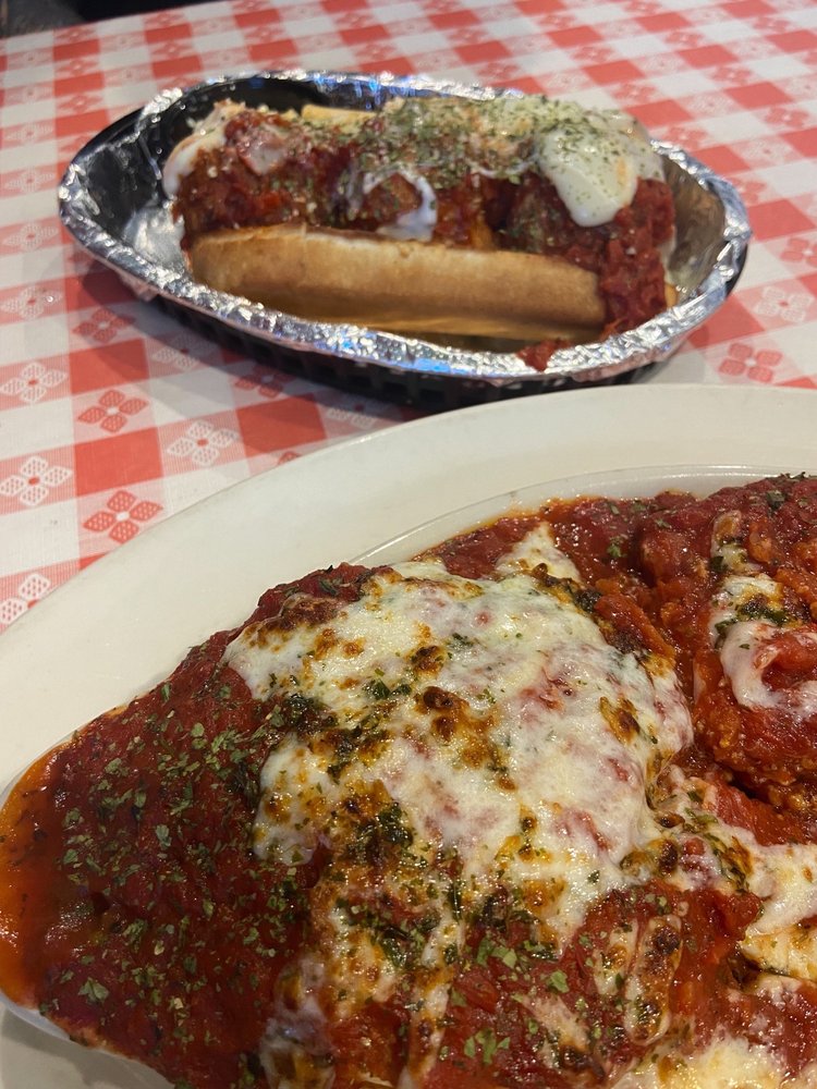 From Pefferoni’s to Sgt Peffer’s – Omaha Exploration