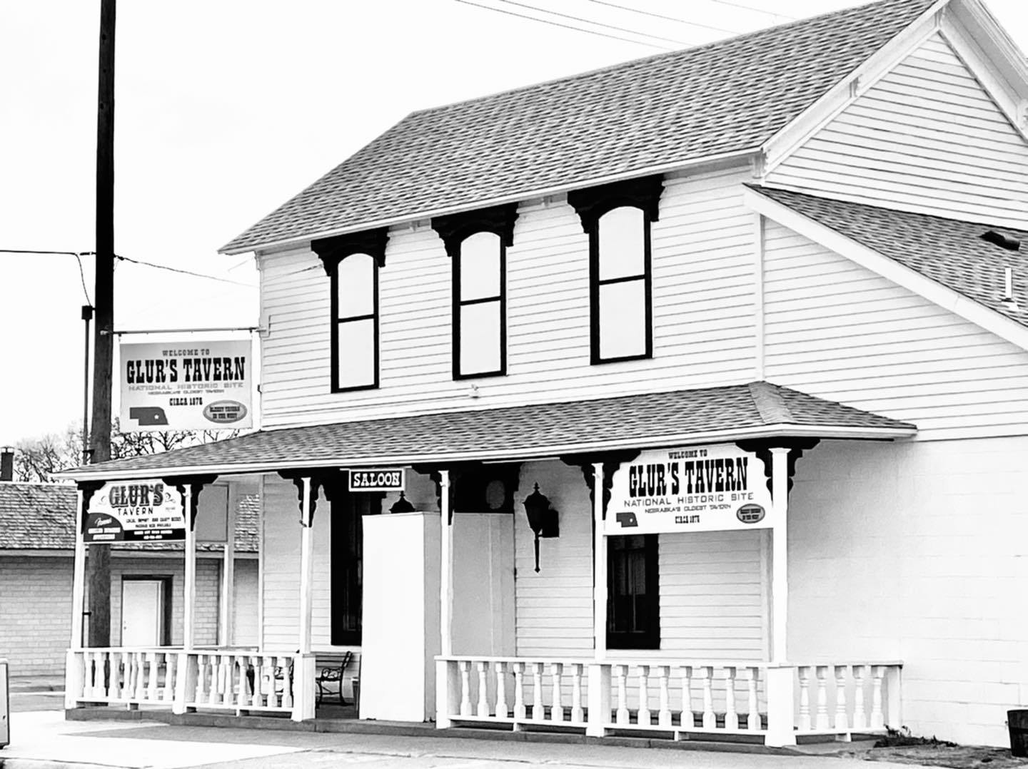 Columbus’ Glur’s Tavern – Omaha Exploration
