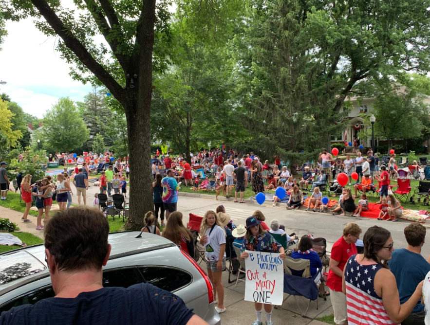 The 4th of July Parade in Field Club – Omaha Exploration