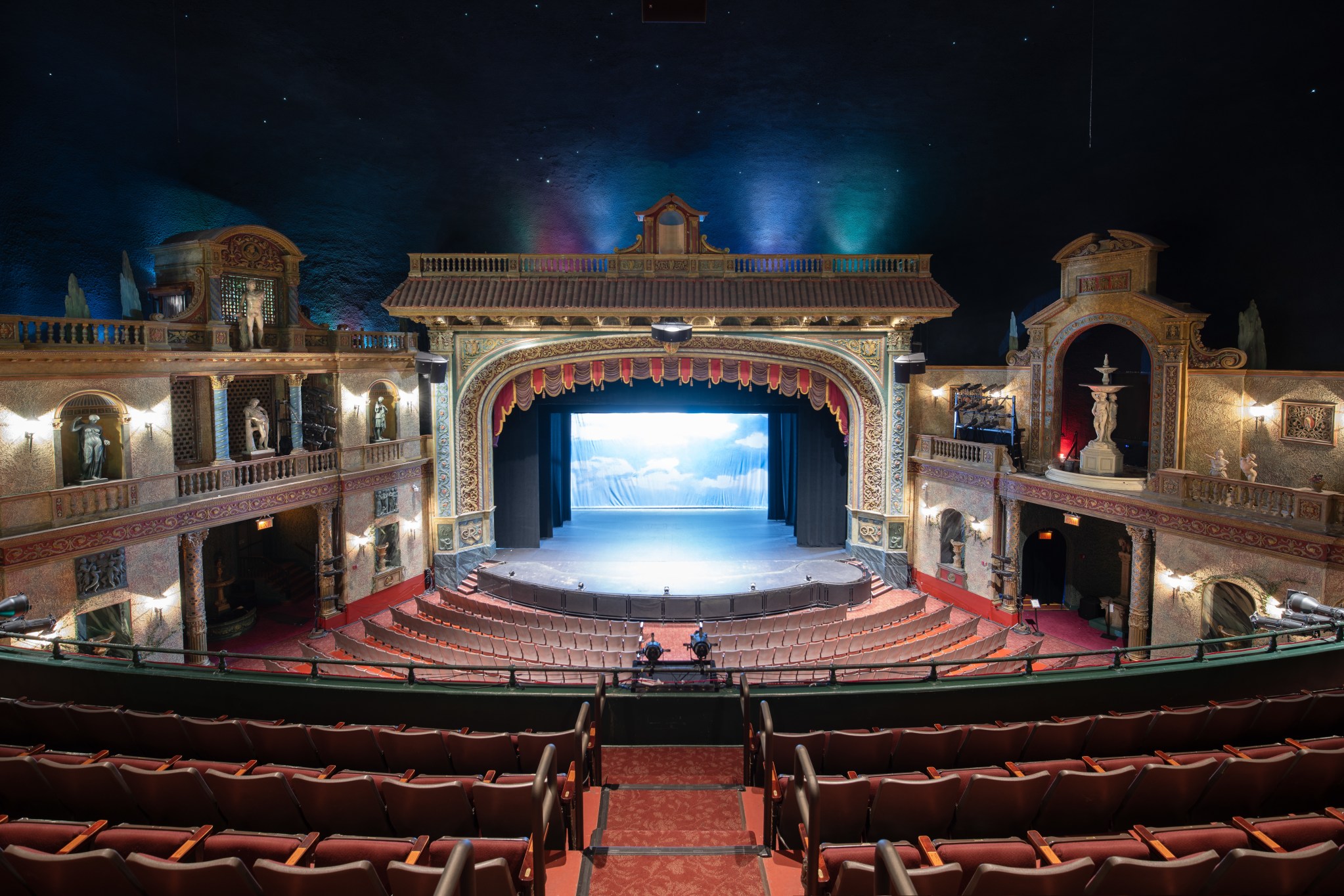 Rose Blumkin’s Performing Arts Center – Omaha Exploration