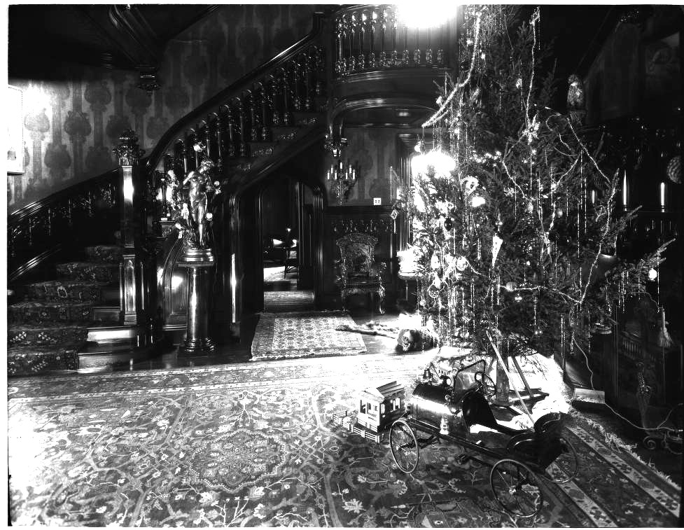 Sarah and George Joslyn’s Castle – Omaha Exploration