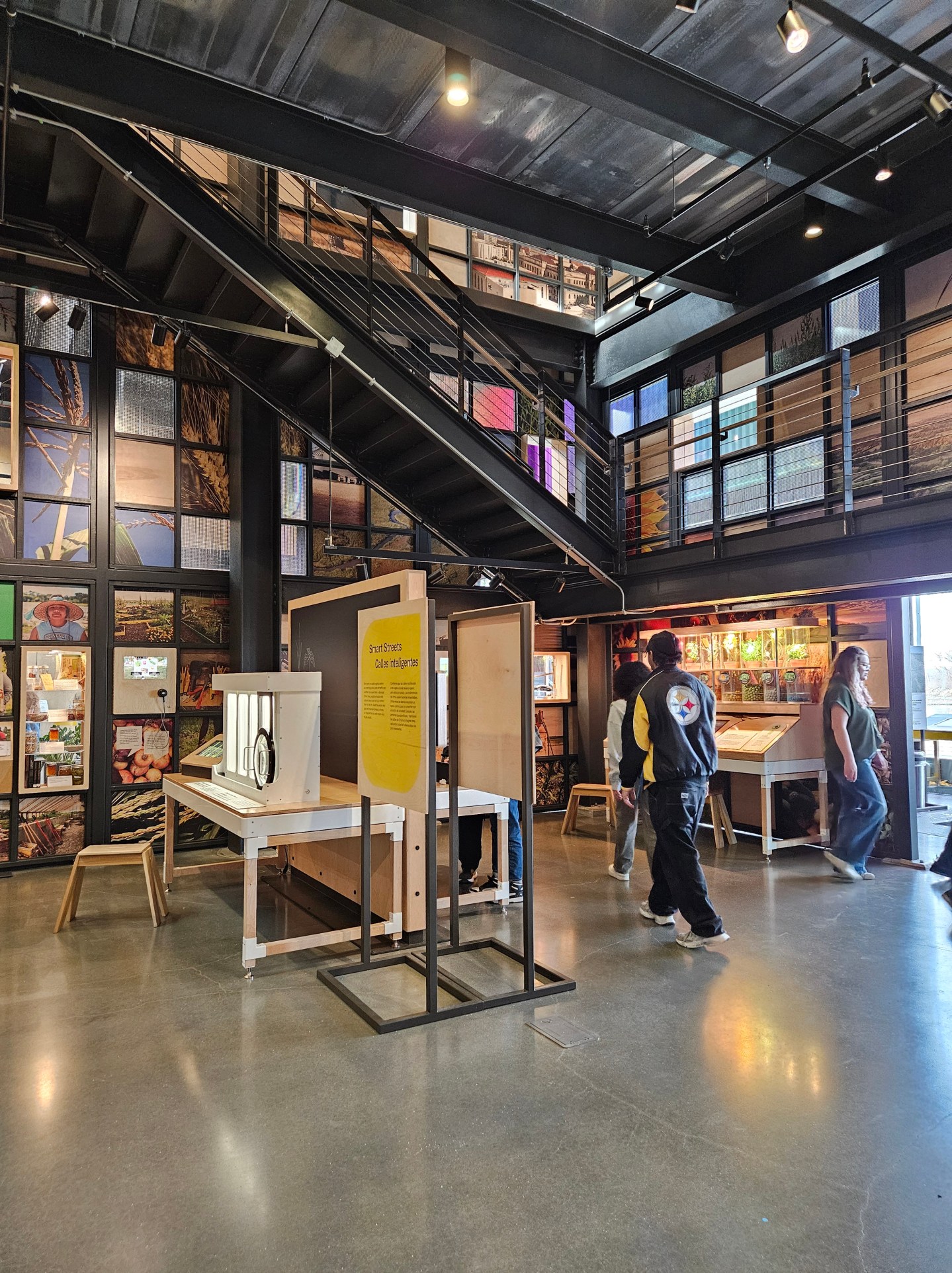 Omaha’s Science Center: Kiewit Luminarium – Omaha Exploration