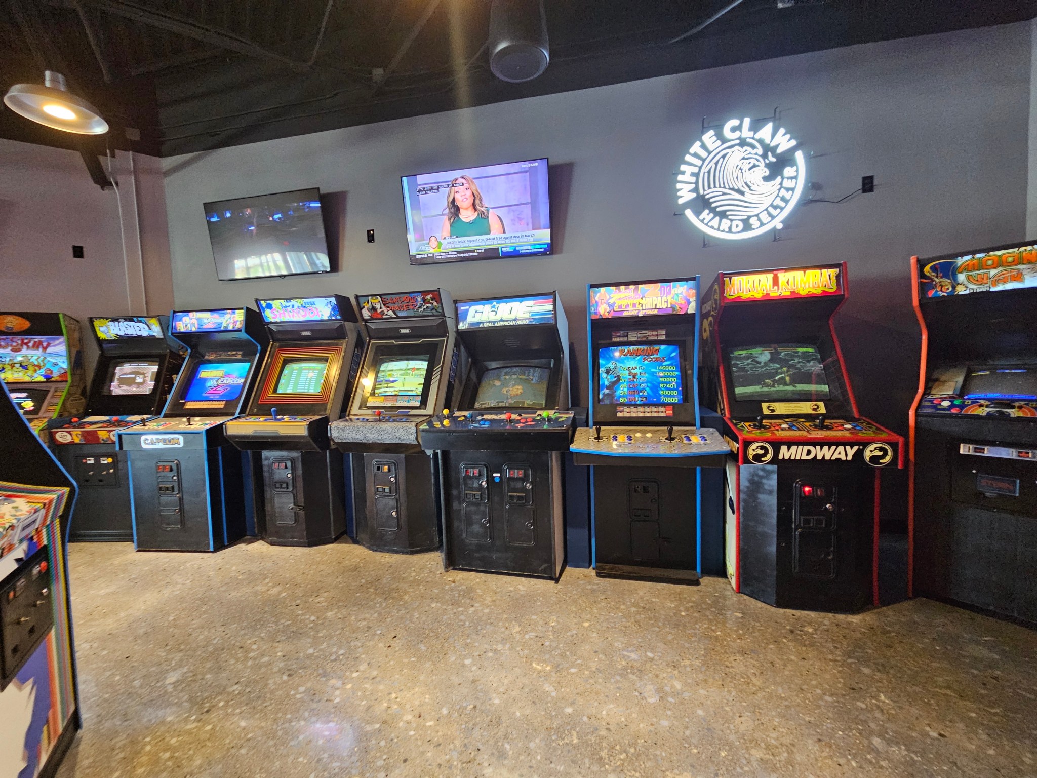Draftcade at Miracle Hills Plaza – Omaha Exploration