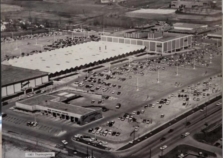 Brandeis and The Crossroads Mall – Omaha Exploration
