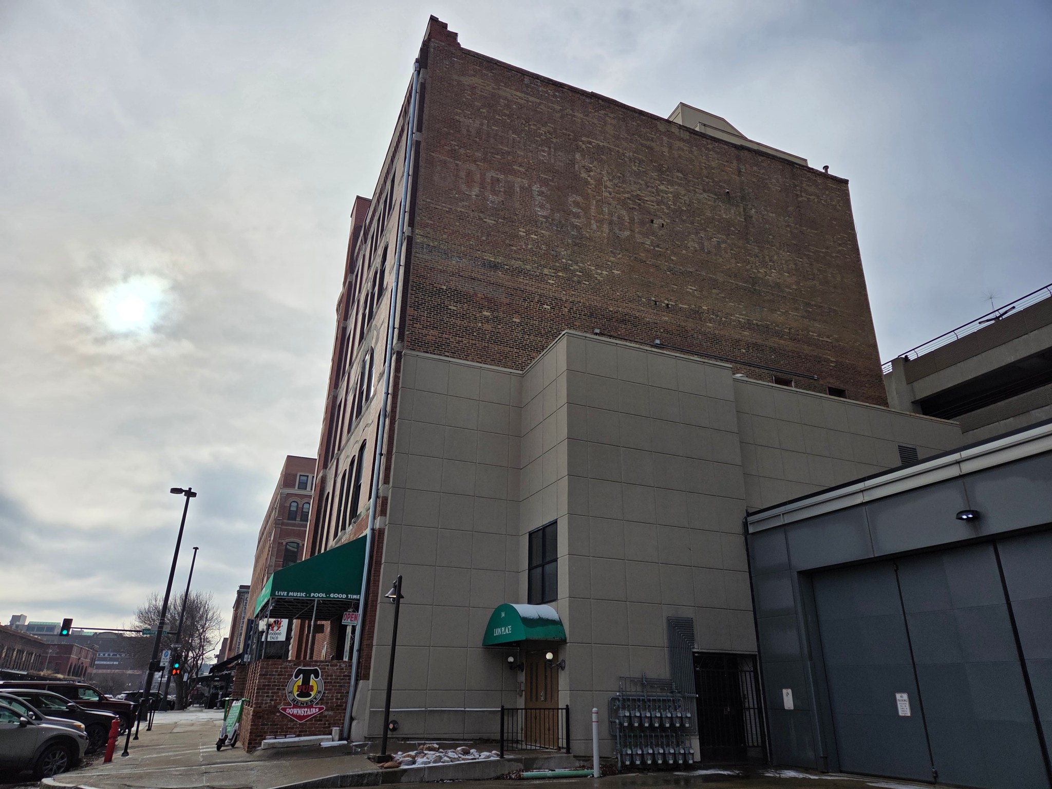 1200 Landmark Center and Lion Place – Omaha Exploration